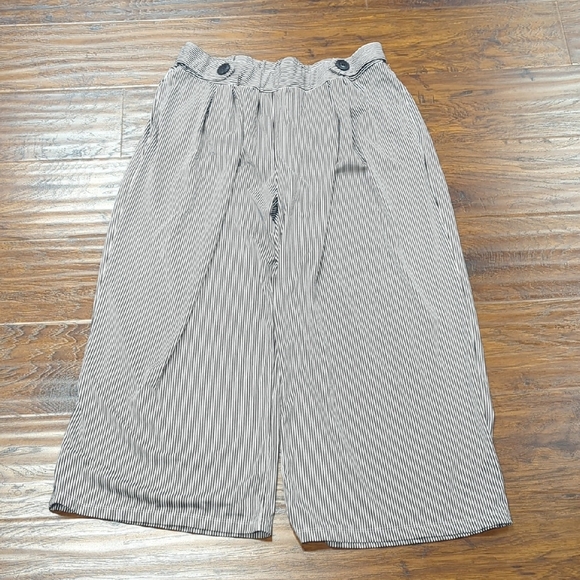 Robert Louis | Pants & Jumpsuits | Robert Louis Black And White Striped ...